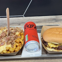 BINKS: Experience Paris' Best Smash Burgers